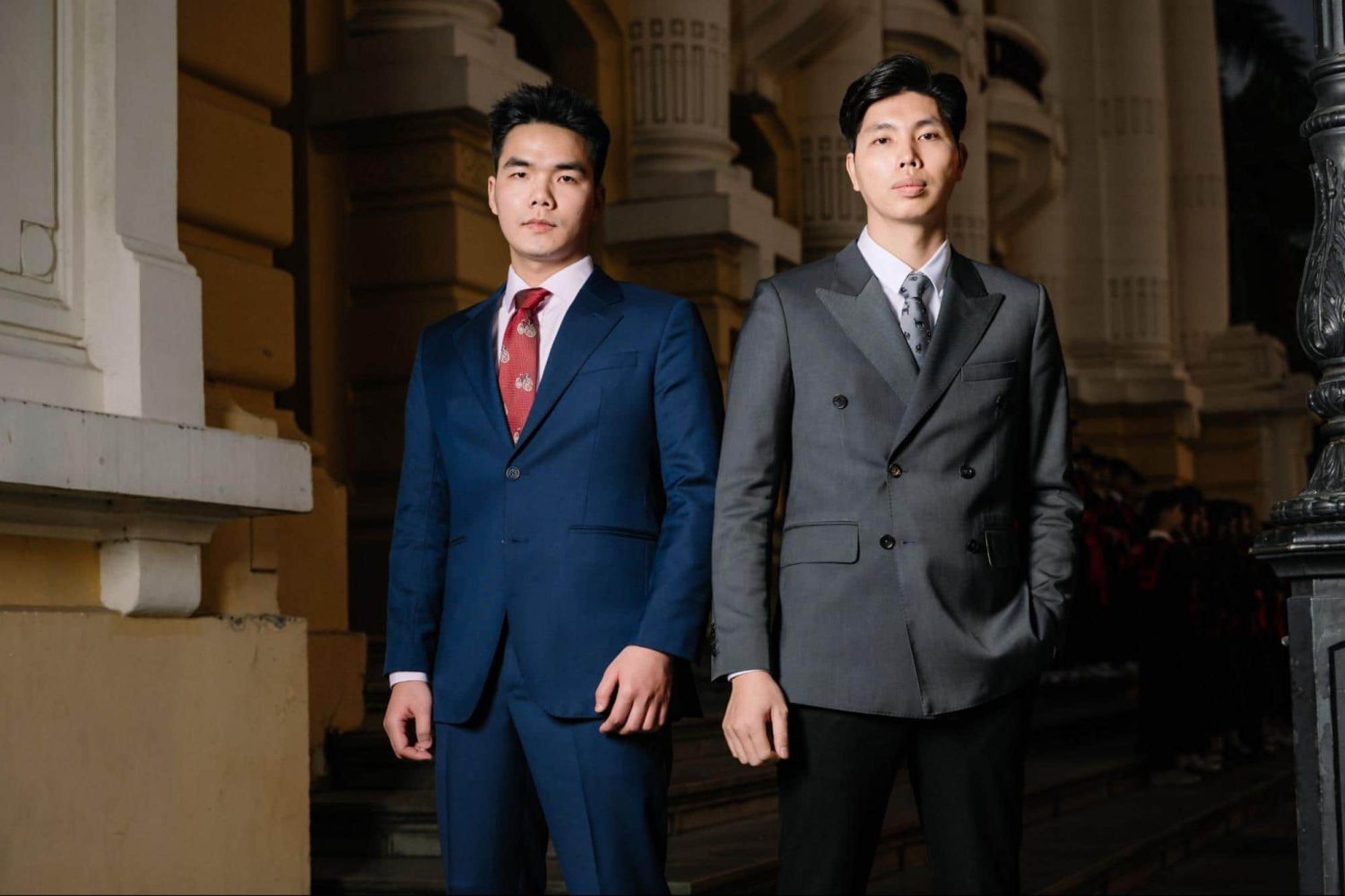 Barrel Cuff vs French Cuff: Which Shirt Cuff Style Suits You Best? - Cazo